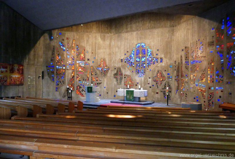 Freiburg im Breisgau Mooswald Markuskirche Altar- und Innenansicht (5 ...