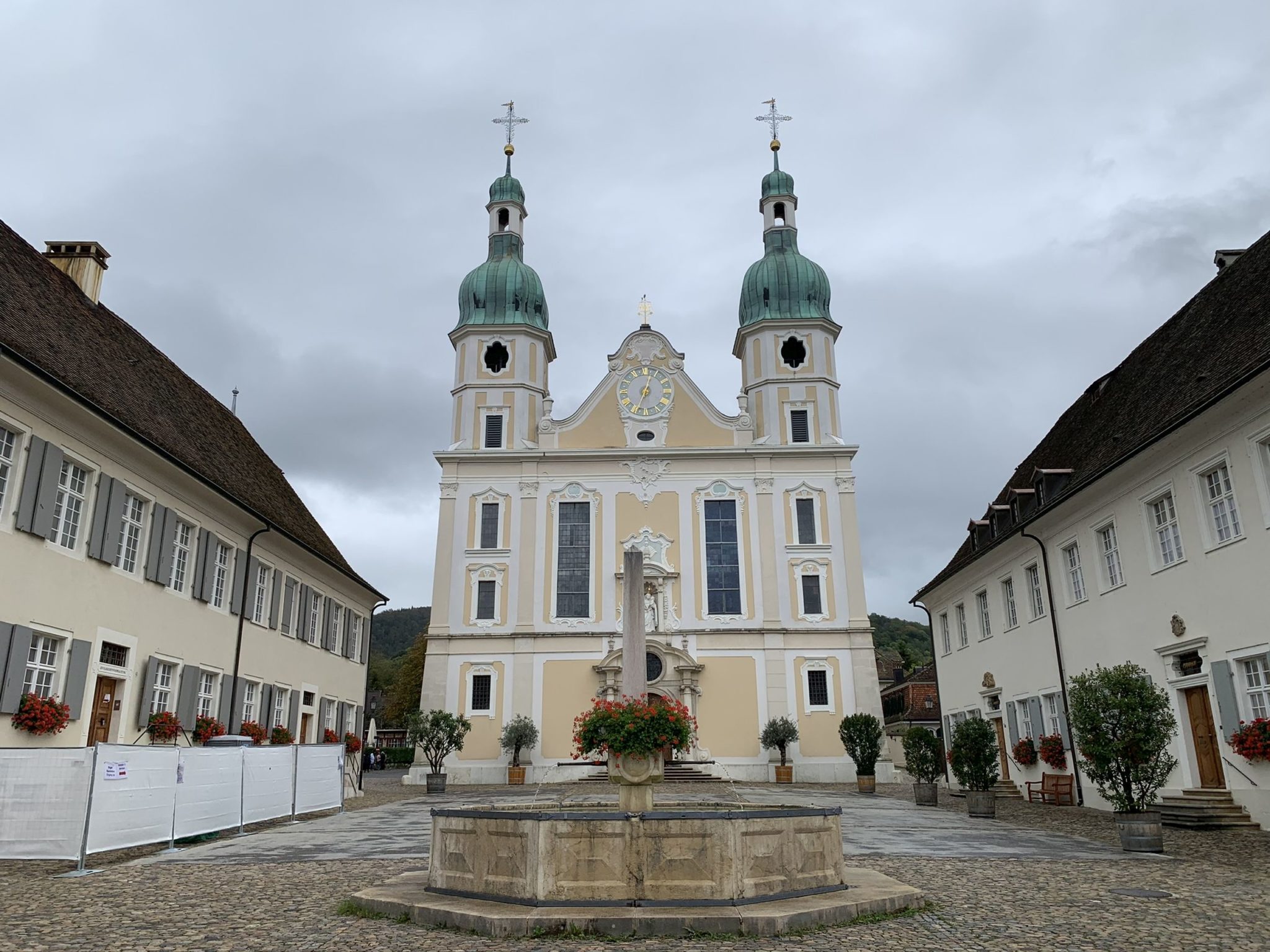Arlesheim Dom Aussenansicht (3) – Orgel Verzeichnis – Orgelarchiv Schmidt