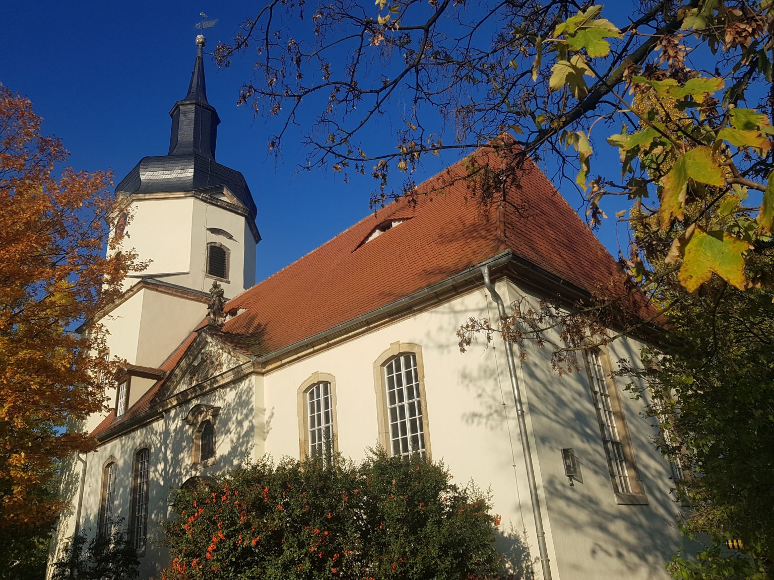 Schkopau Schlosskirche außen (1) – Orgel Verzeichnis – Orgelarchiv Schmidt