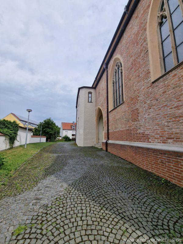 Dingolfing – Stadtpfarrkirche St. Johannes der Täufer und St. Johannes ...