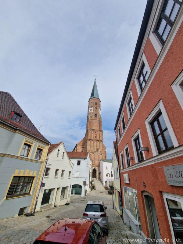Dingolfing – Stadtpfarrkirche St. Johannes der Täufer und St. Johannes ...