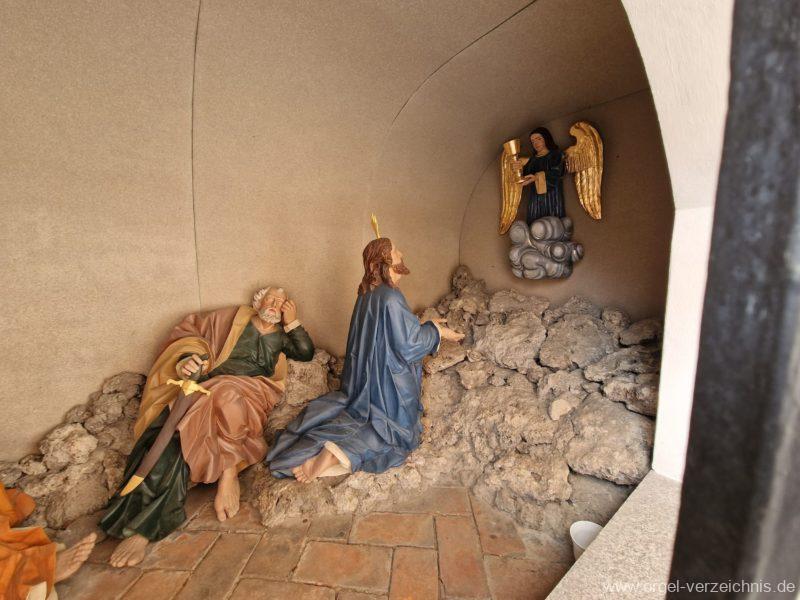 Dingolfing – Stadtpfarrkirche St. Johannes der Täufer und St. Johannes ...