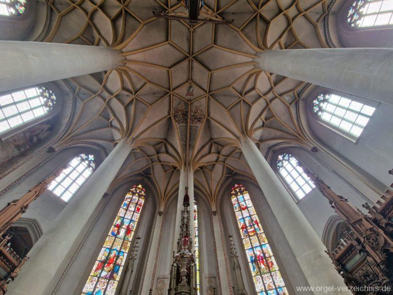 Dingolfing – Stadtpfarrkirche St. Johannes der Täufer und St. Johannes ...