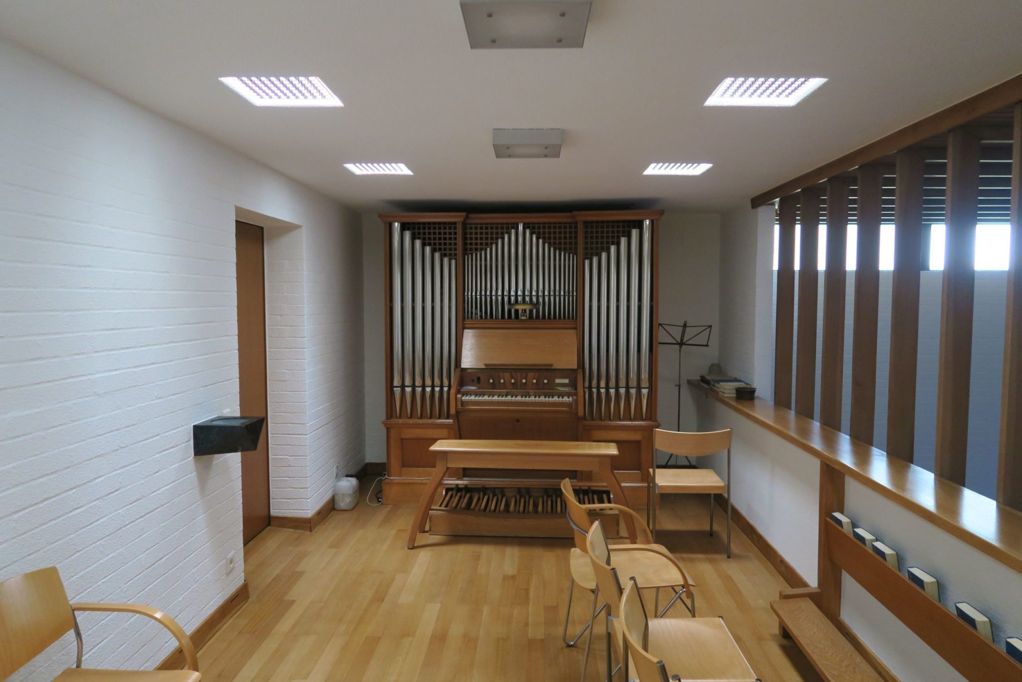 Altdorf Kantonsspital Kapelle Hl. Herz Jesu Orgelprospekt (2) – Orgel Verzeichnis – Orgelarchiv ...