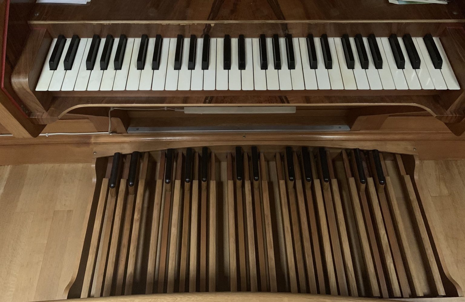 Altdorf Kantonsspital Kapelle Hl. Herz Jesu Spieltisch und SPielhilfen Orgel (1) – Orgel ...